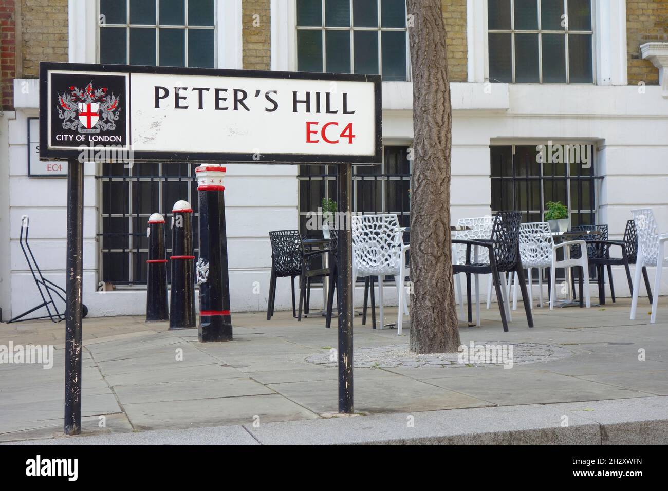 St paul street road sign hi-res stock photography and images - Alamy