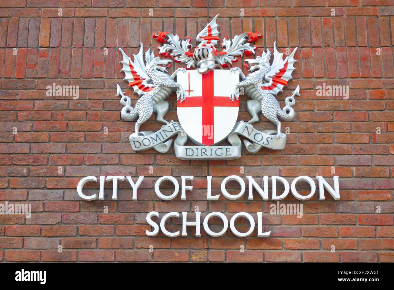 City of london school crest hi-res stock photography and images - Alamy