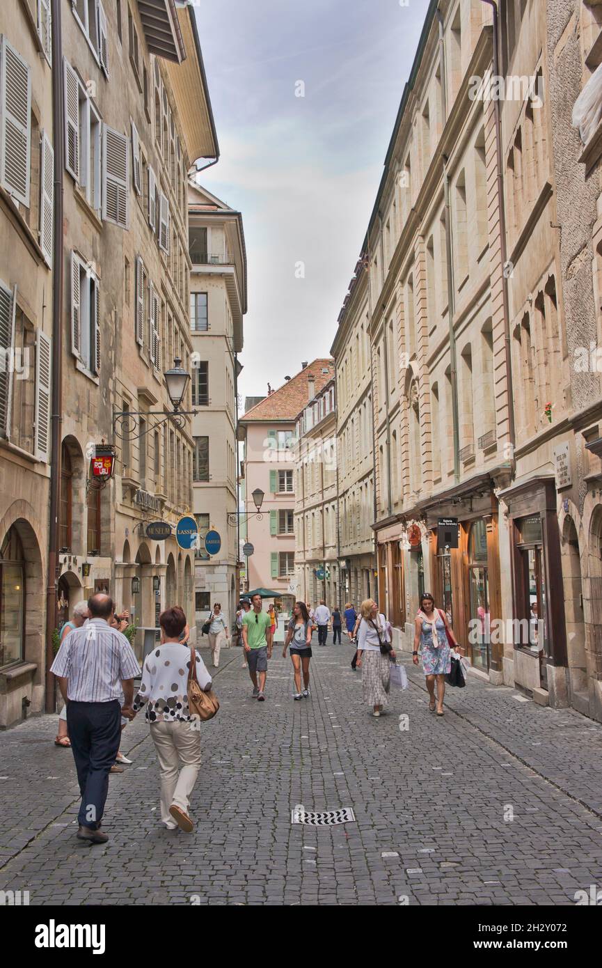 Colorful view of geneva buildings hi-res stock photography and images ...