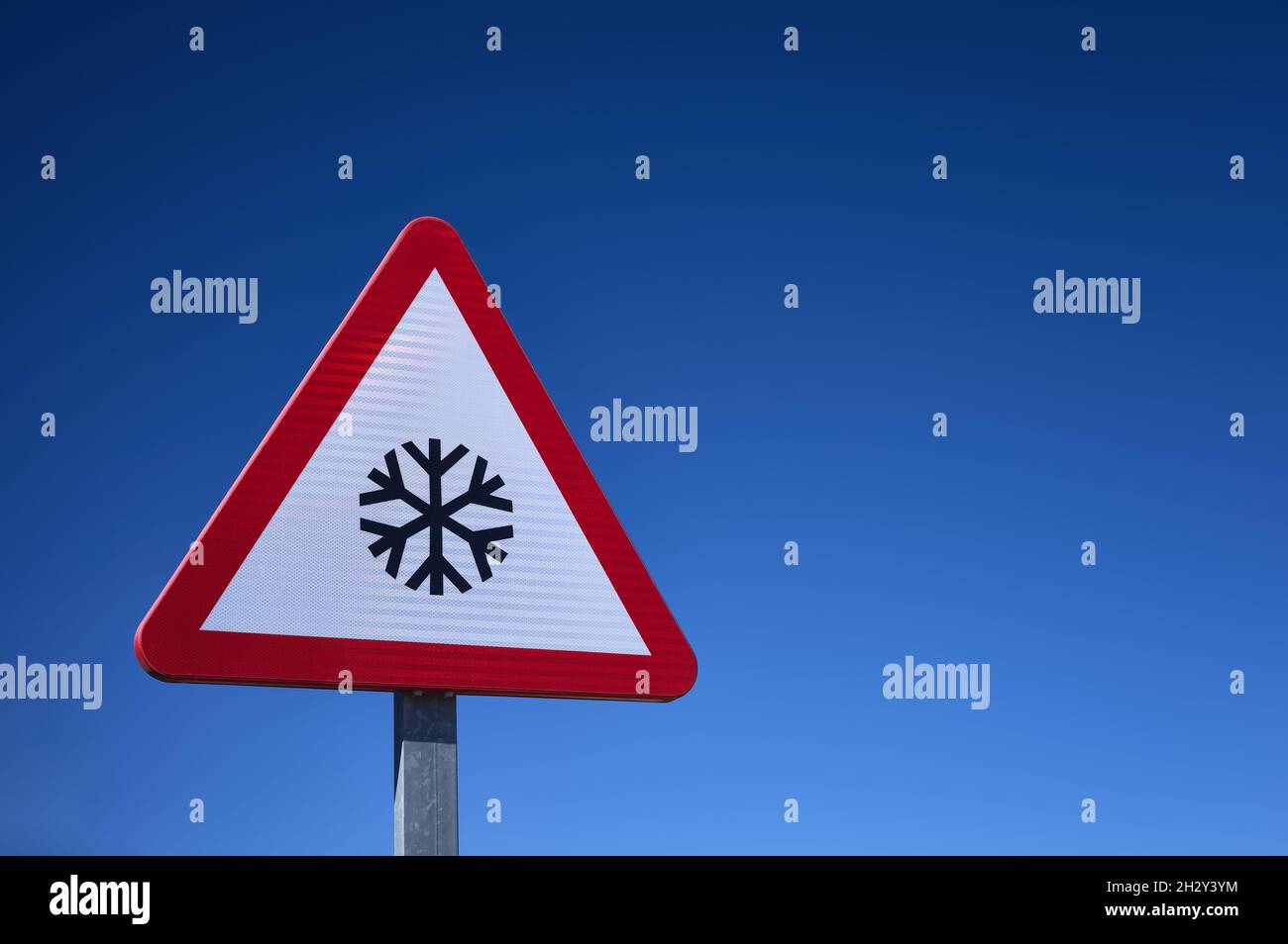 Ice weather warning hi-res stock photography and images - Alamy