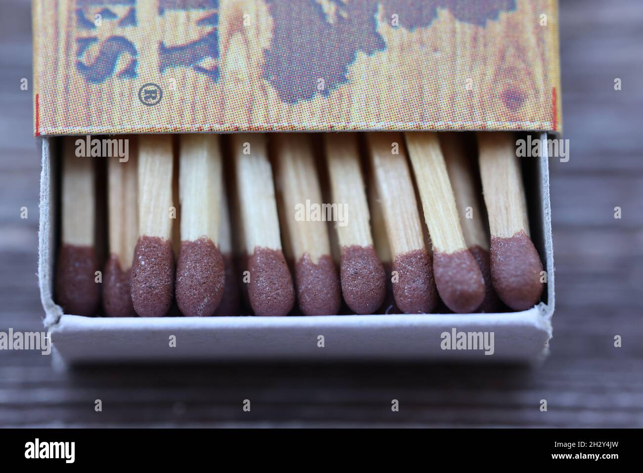Matches in a box hi-res stock photography and images - Alamy