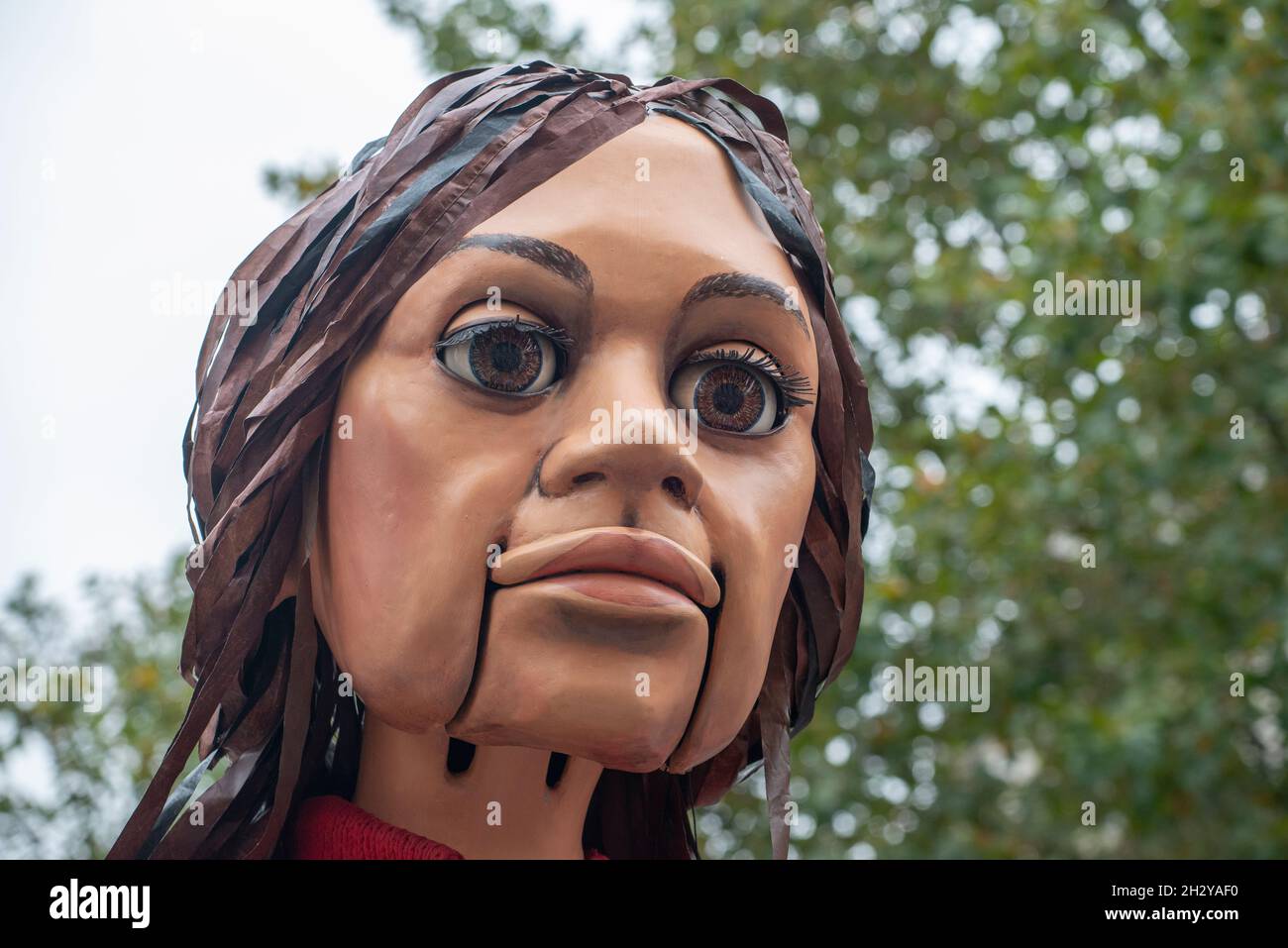 London, UK. 23rd October 2021. Little Amal, the giant Syrian refugee ...