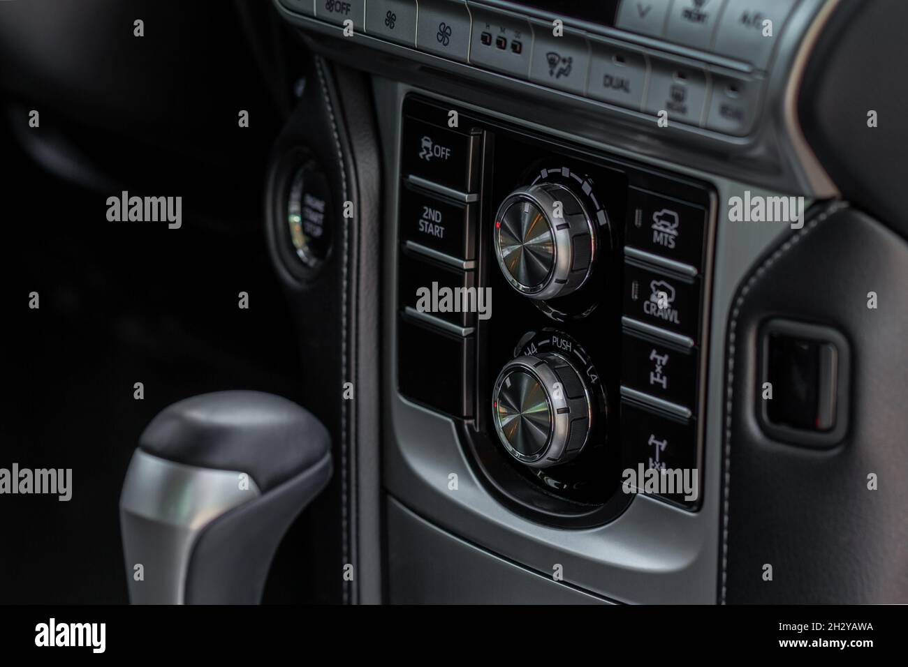 Drive selector button. Automatic gear lever and gear shift. Car ...