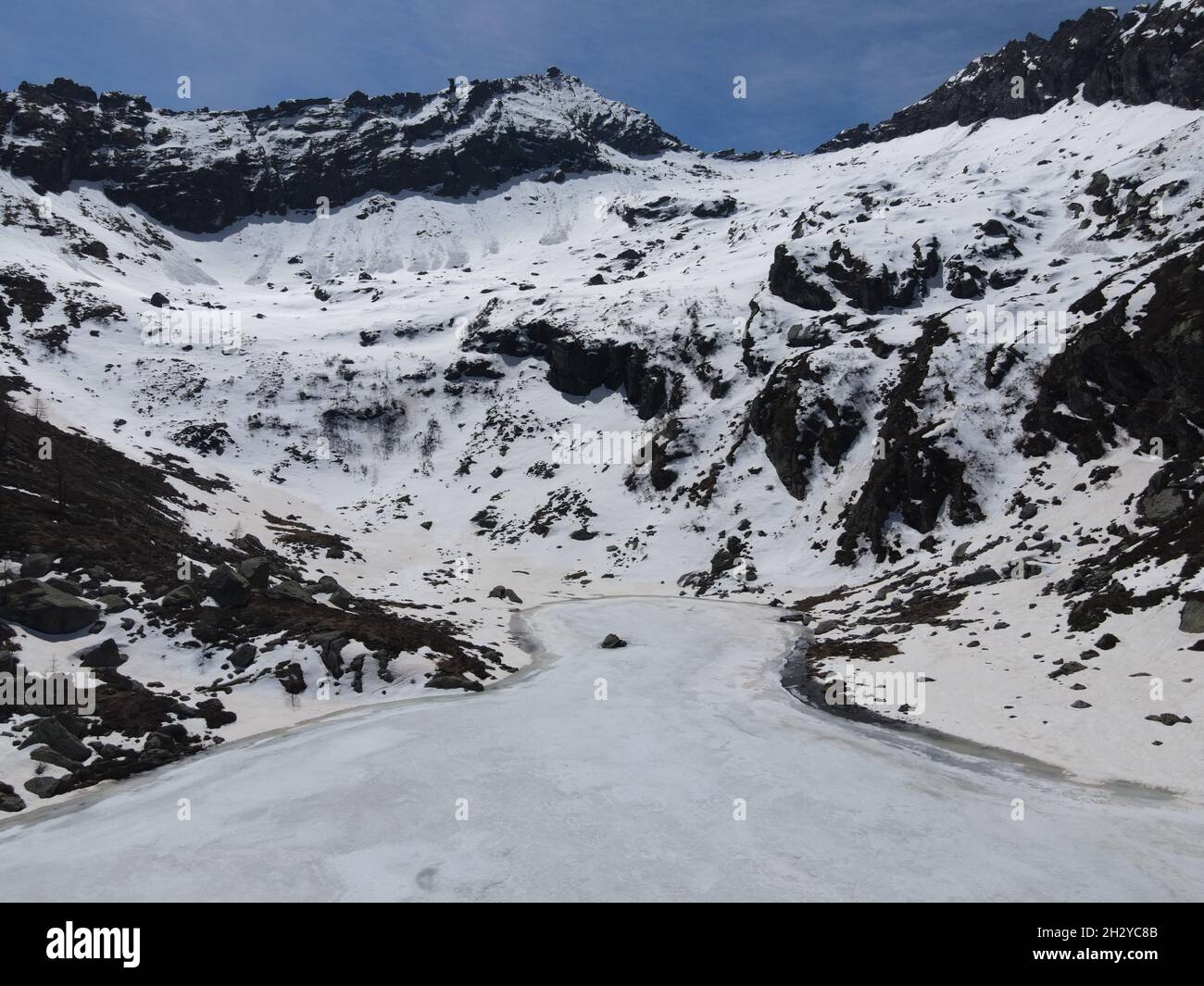 The snowy slope of a mountain for hikers Stock Photo - Alamy