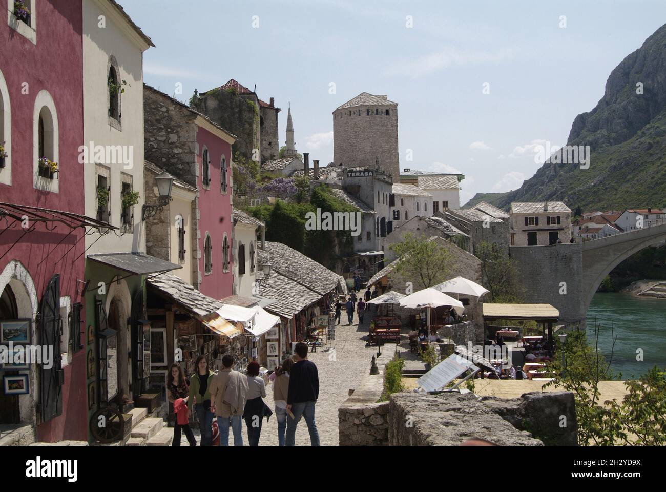 Bosnien-Herzegowina, Mostar, Altstadt, Kujundziluk Straße, Alte Brücke ...