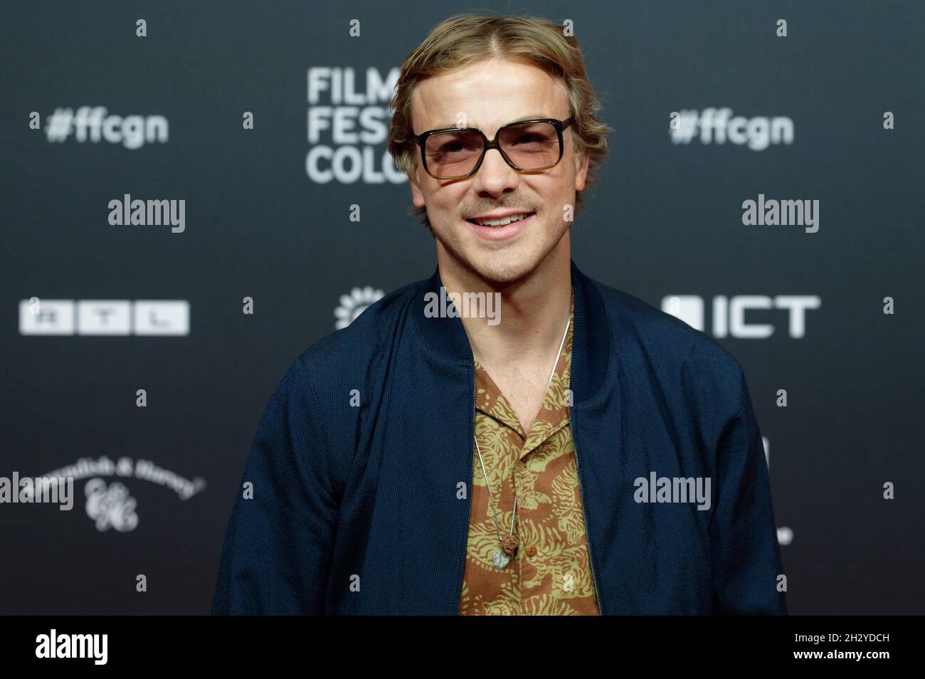 Cologne, Germany. 24th Oct, 2021. The actor Albrecht Schuch comes to ...