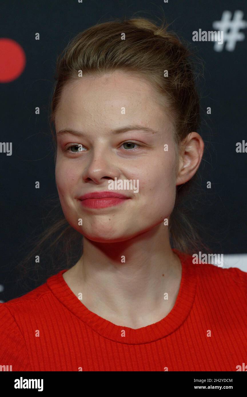 Cologne, Germany. 24th Oct, 2021. Actress Emma Bading arrives for the ...