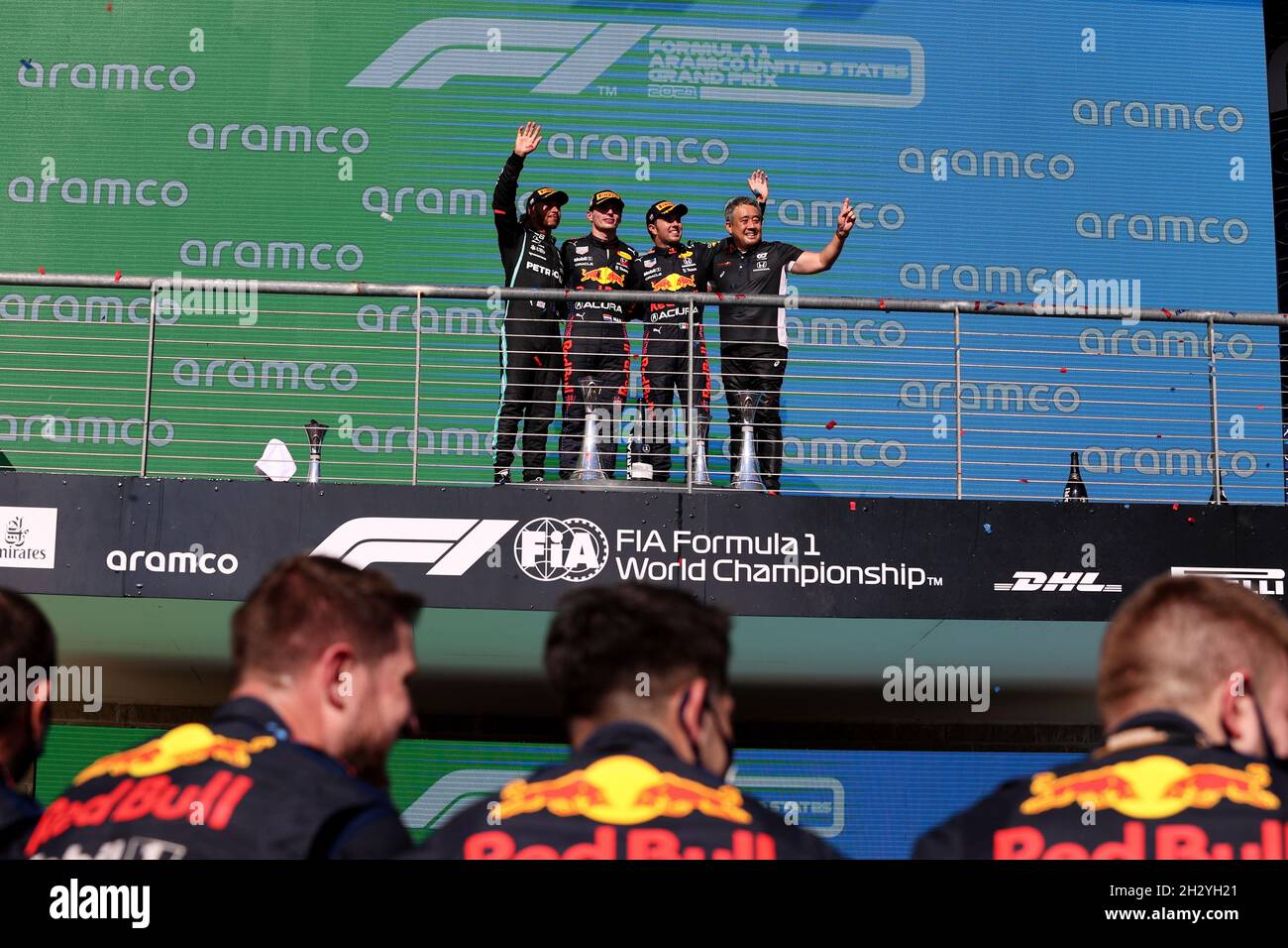 Austin, Texas, USA. 24/10/2021, The podium (L to R): Lewis Hamilton ...