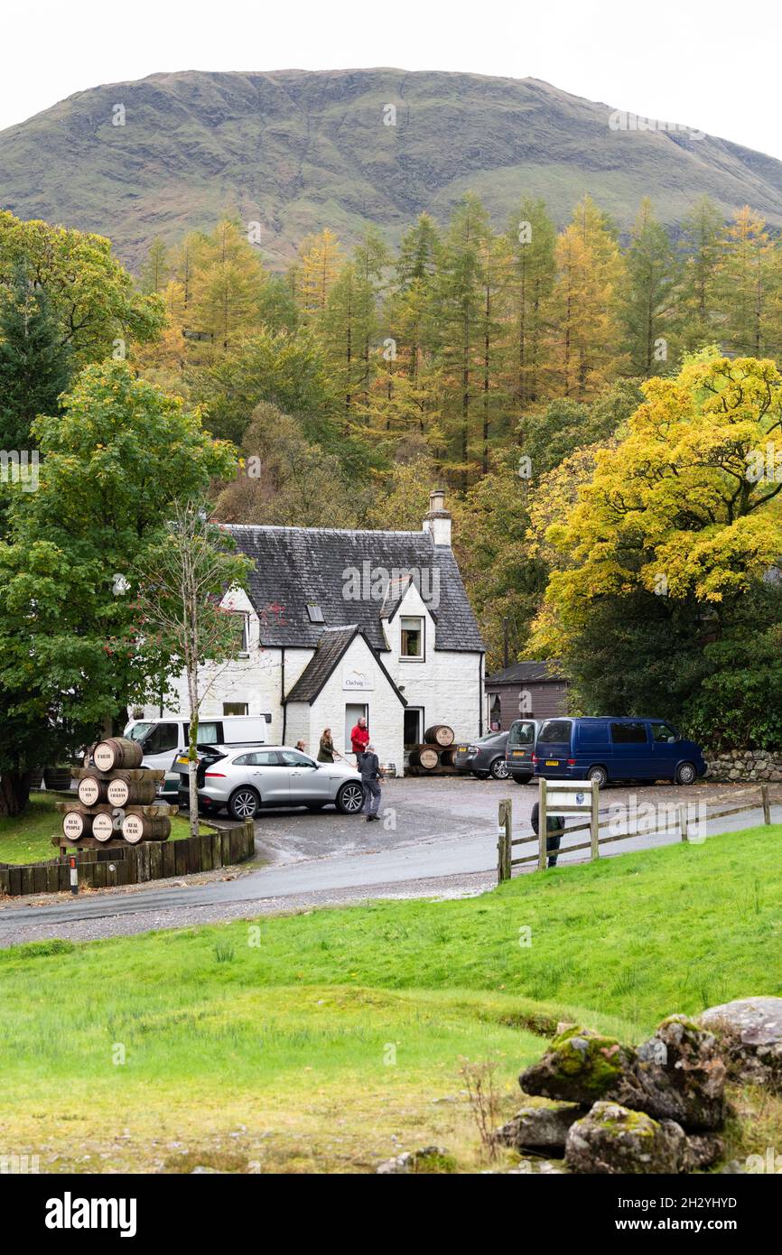 Pub clachaig hi-res stock photography and images - Alamy