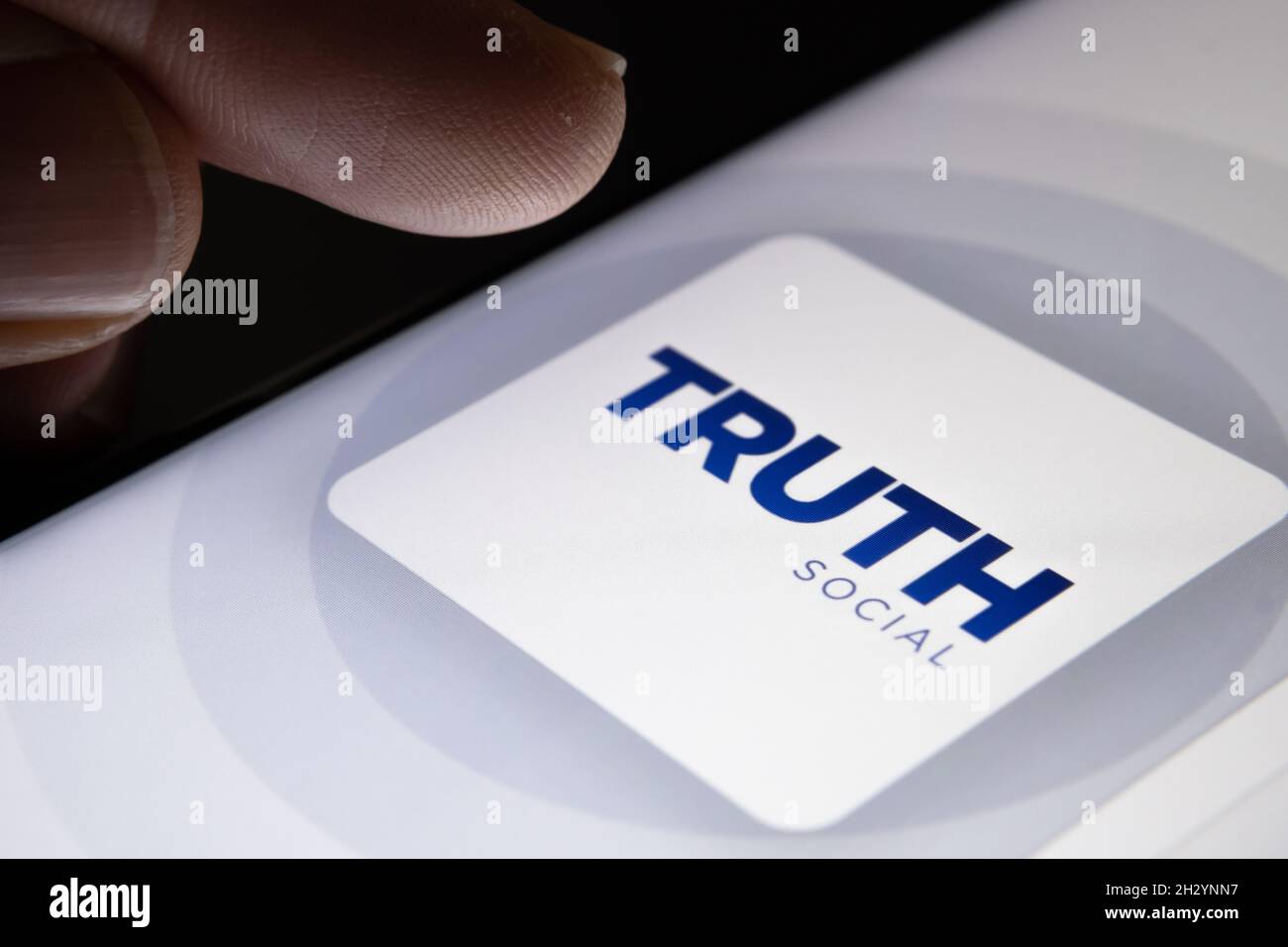 Truth social logo hi-res stock photography and images - Alamy