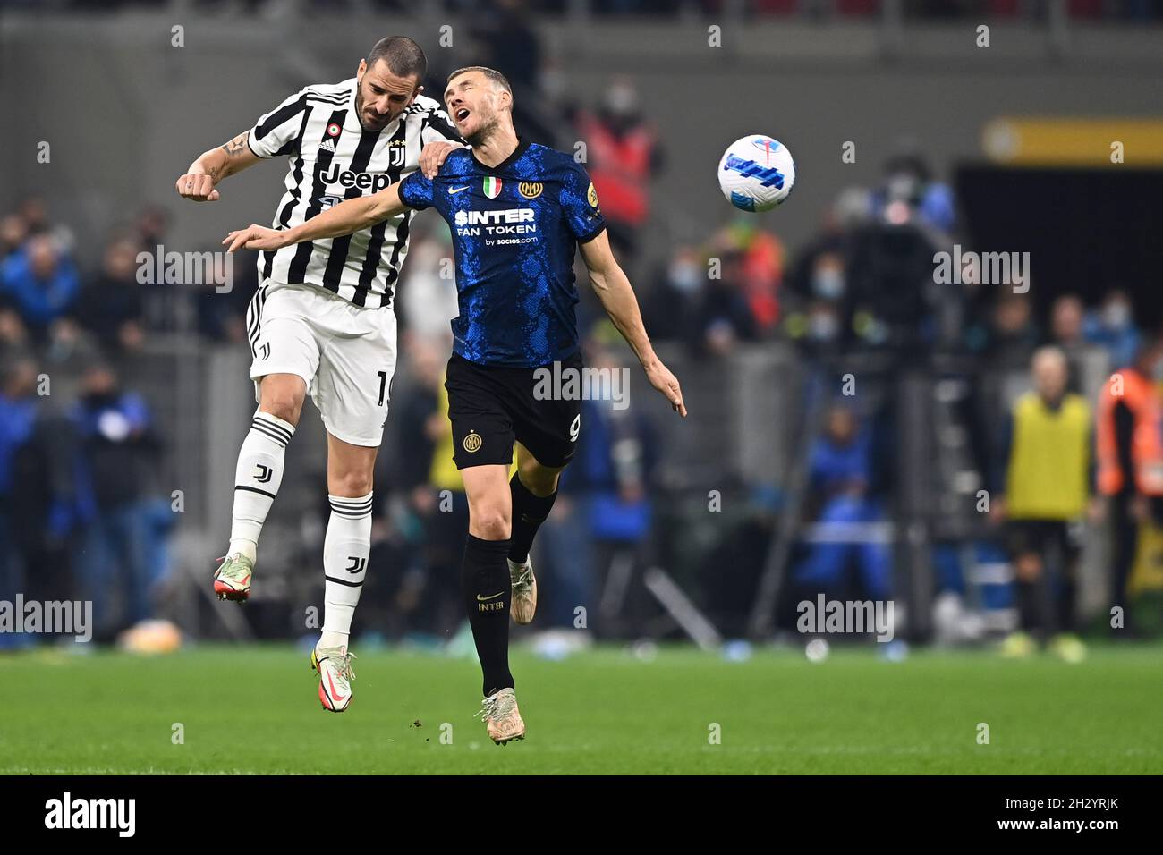 Leonardo bonucci inter hi-res stock photography and images - Alamy