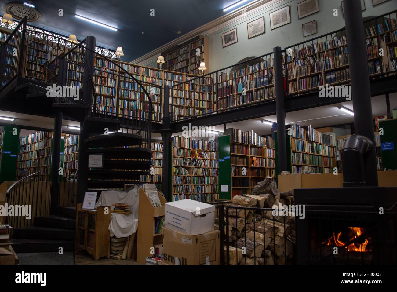 Leakey's bookshop hi-res stock photography and images - Alamy