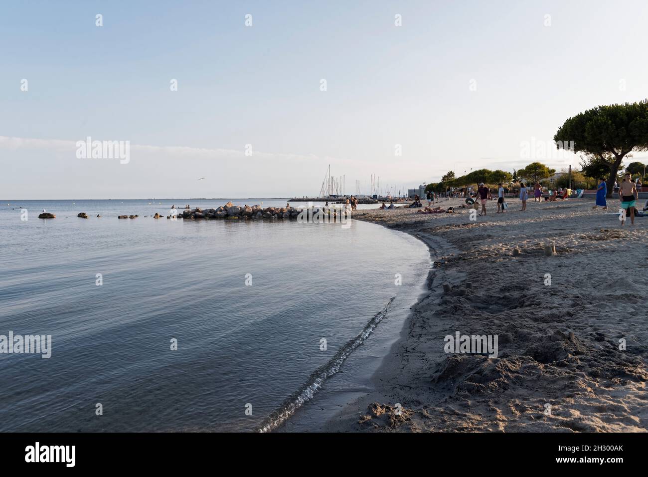Meze, France. August 08, 2021. Meze, its port, its beaches in Meze in ...