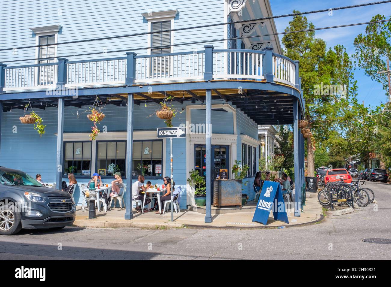 NEW ORLEANS, LA, USA - OCTOBER 16, 2021: Exterior of popular Alma Cafe ...