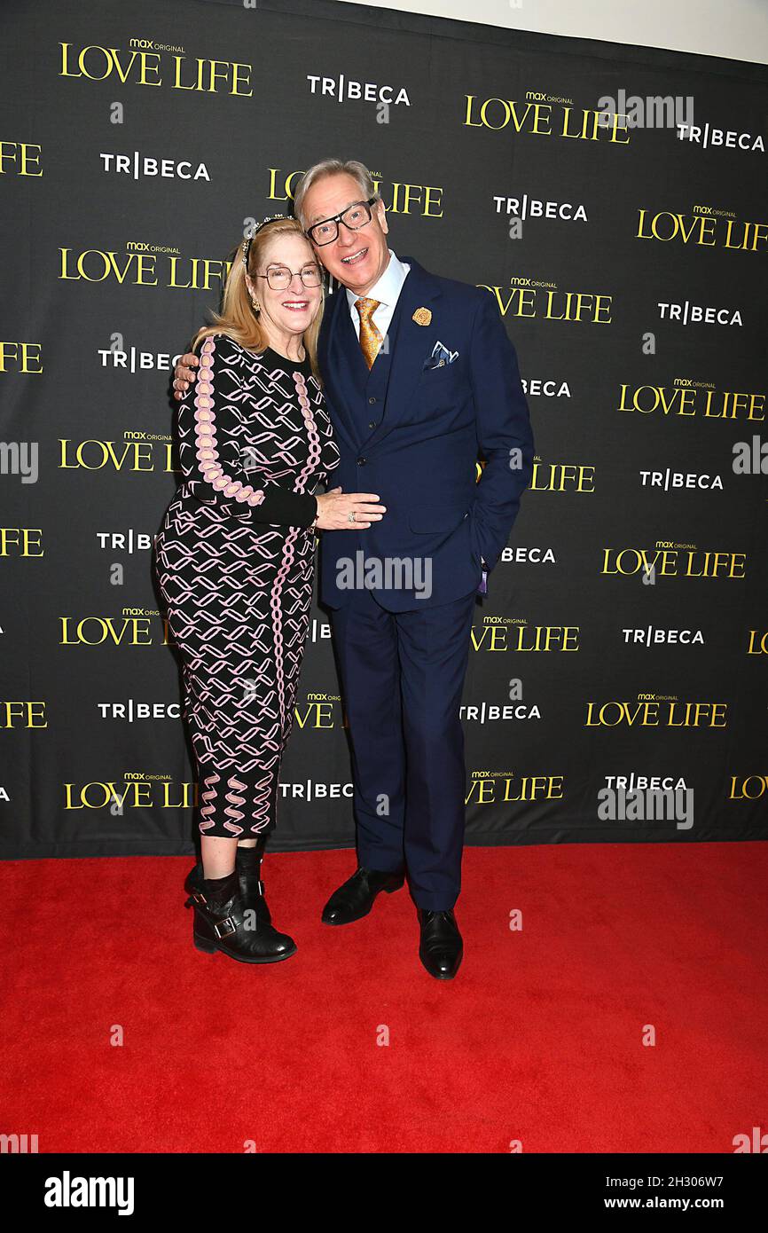 Paul feig and wife laurie hi-res stock photography and images - Alamy
