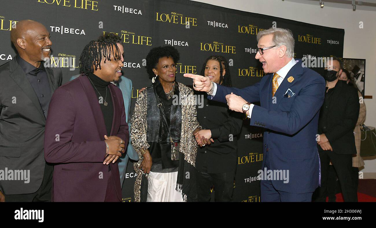 Hbo max love life cast hi-res stock photography and images - Alamy