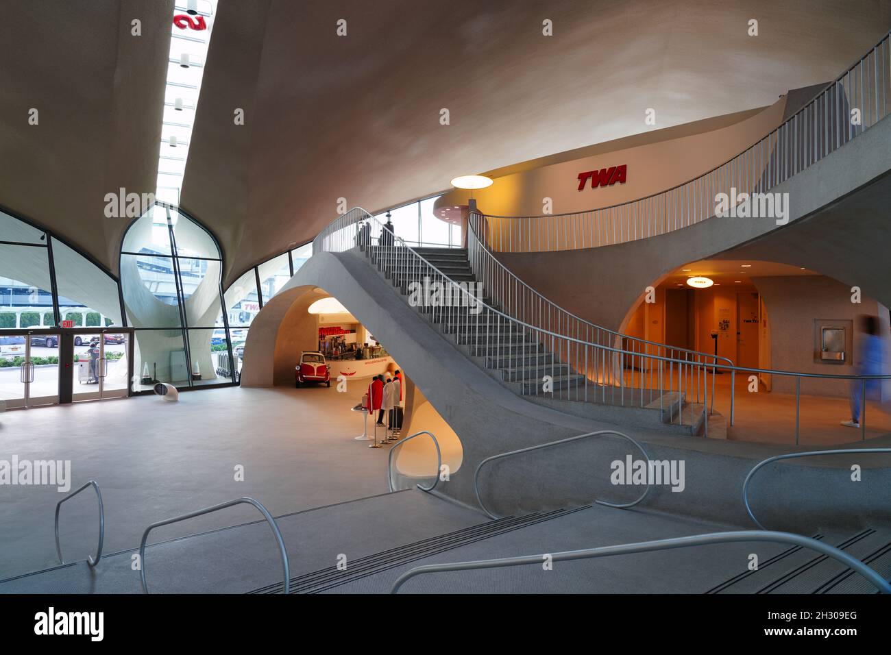 Eero Saarinen Twa Terminal Interior