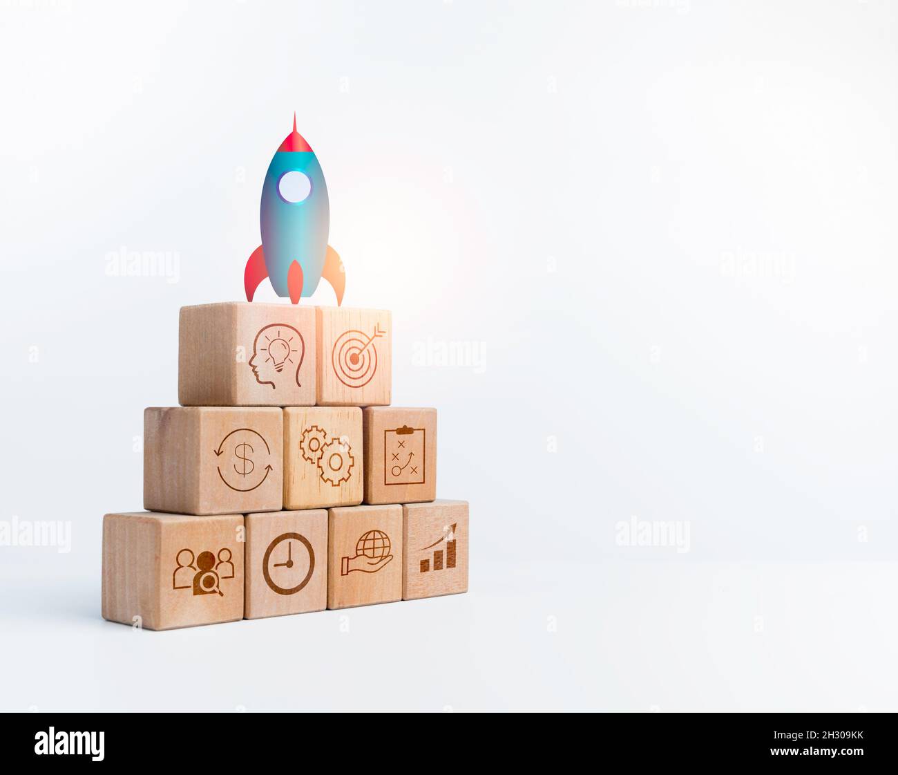 Make up the cube team hi-res stock photography and images - Alamy