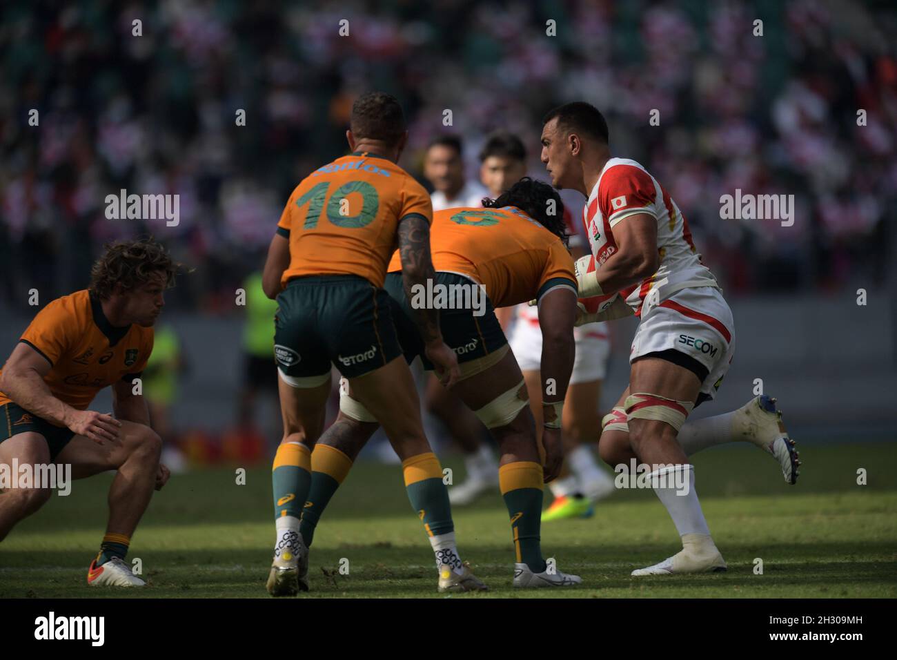 Oita, Japan, on October 23, 2021. Ben Gunter of Japan runs with the ...