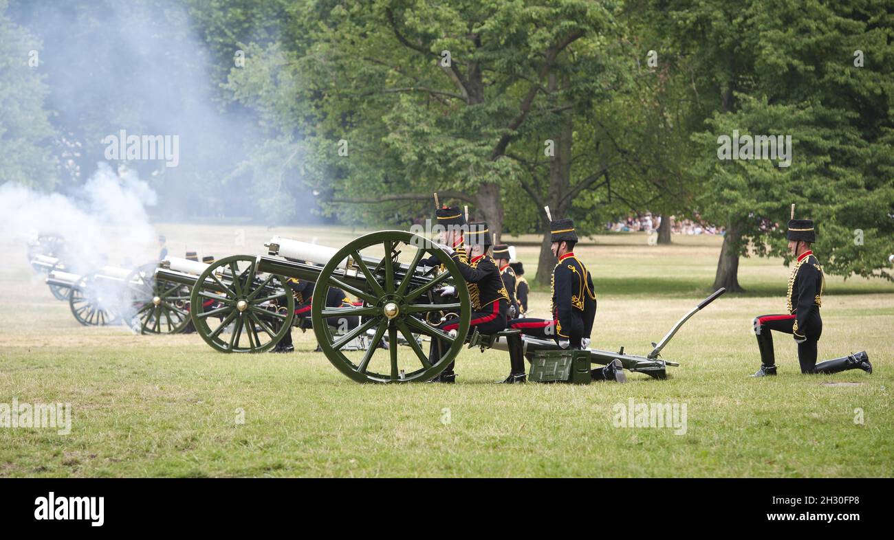 Honourable Artillery Company (HAC) City of London Reserve Regiment ...
