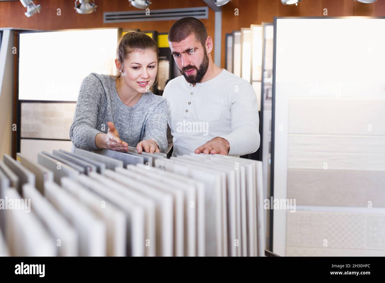 Customers domestic hi-res stock photography and images - Alamy