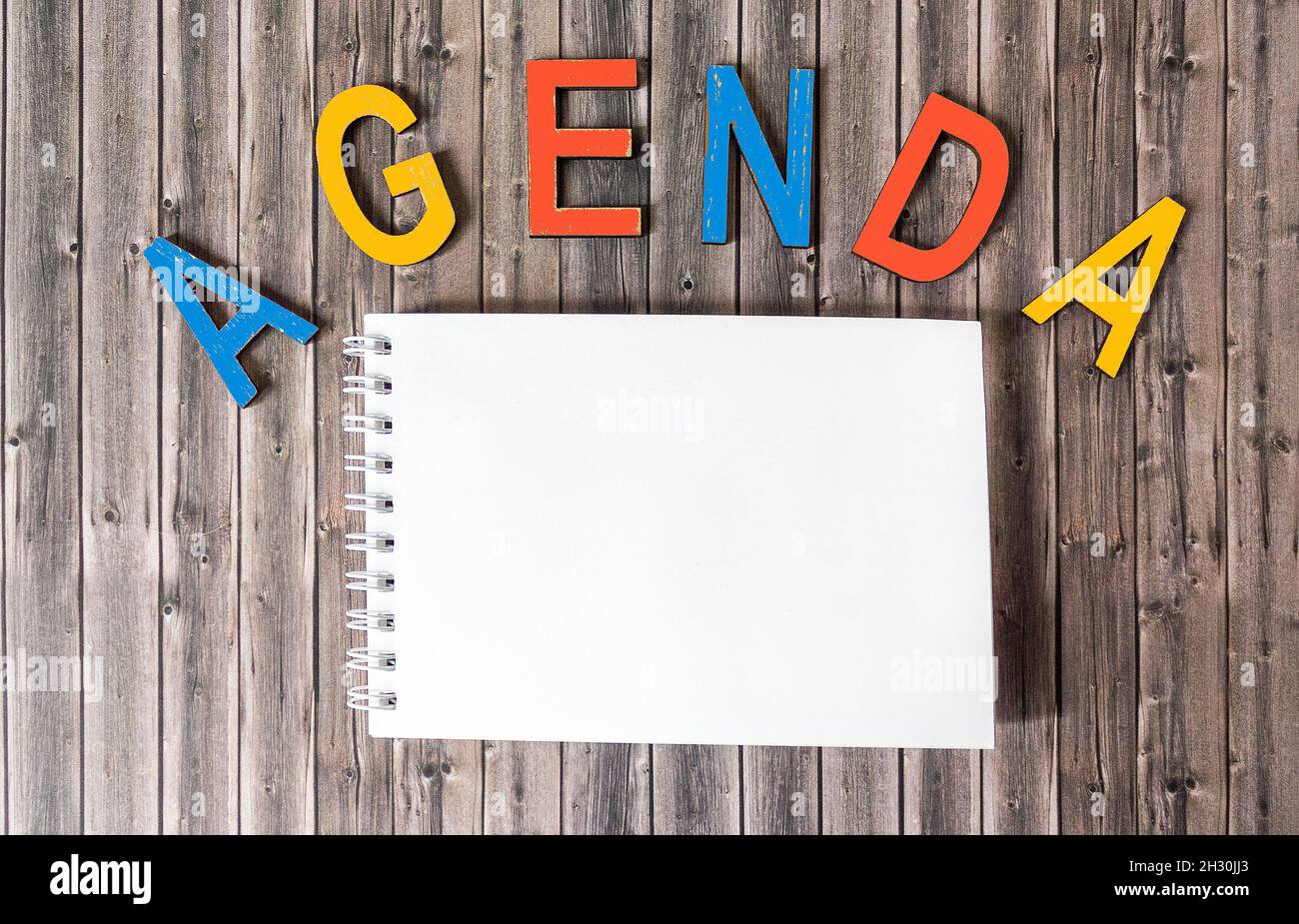 Office agenda writing hi-res stock photography and images - Alamy