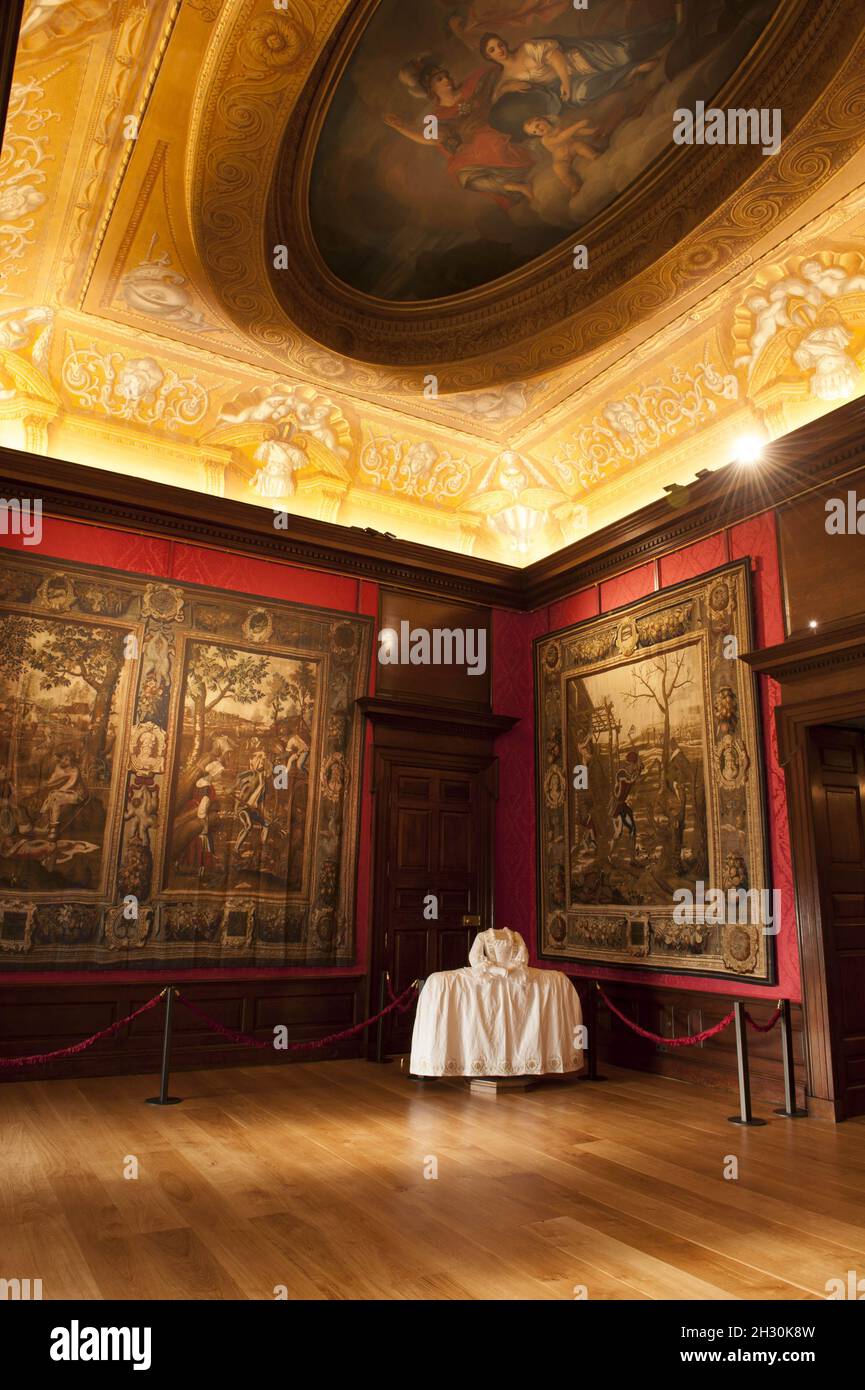 Kings privy chamber hi-res stock photography and images - Alamy
