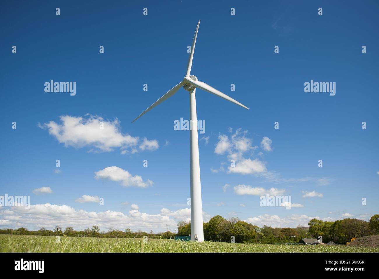 General View of a wind turbine, at Lifton Farm, Cornwall Stock Photo ...
