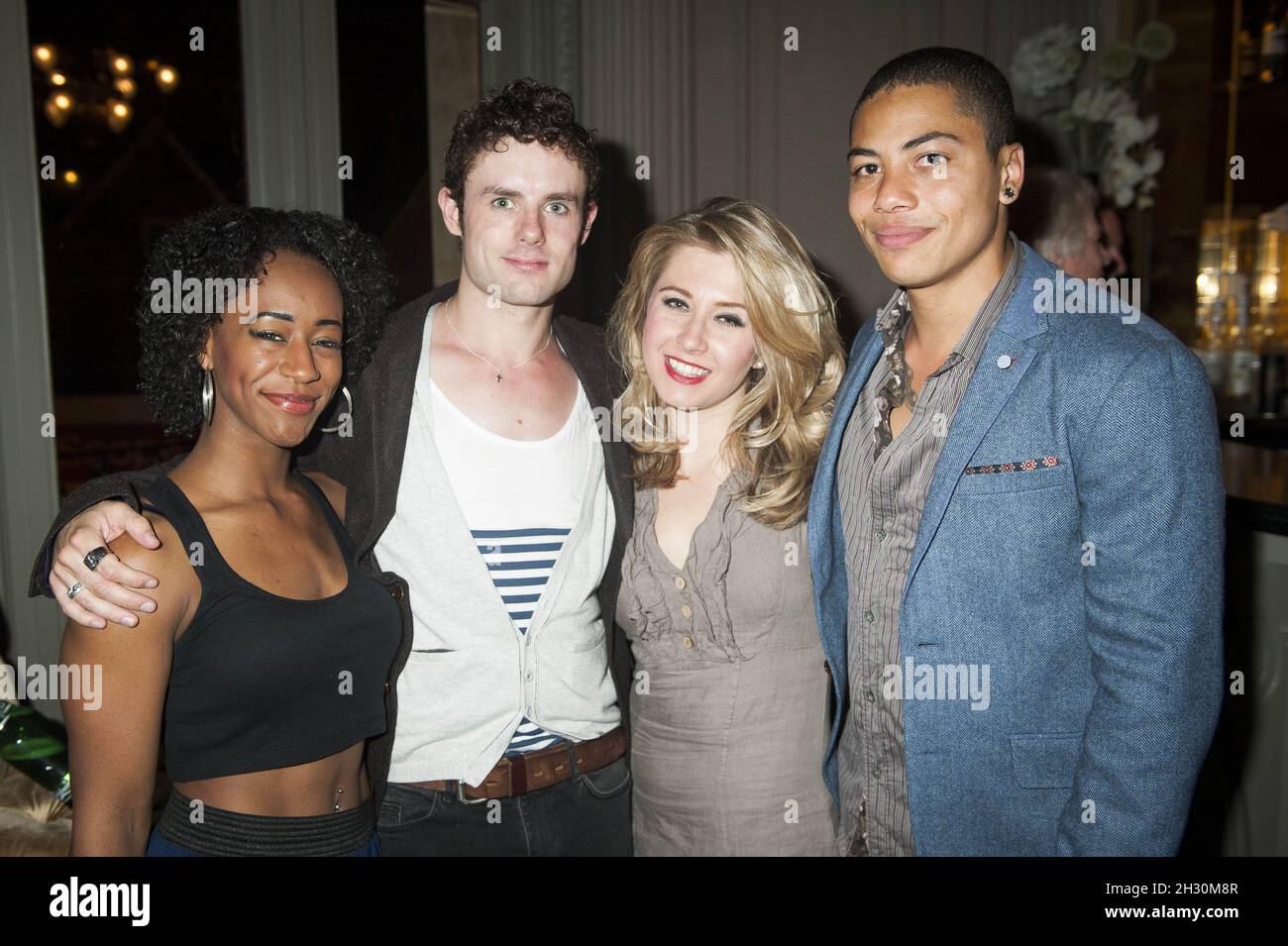 Donna Hines (Gloria Jones), Warren Sollars (Marc Bolan), Lucy Sinclair ...