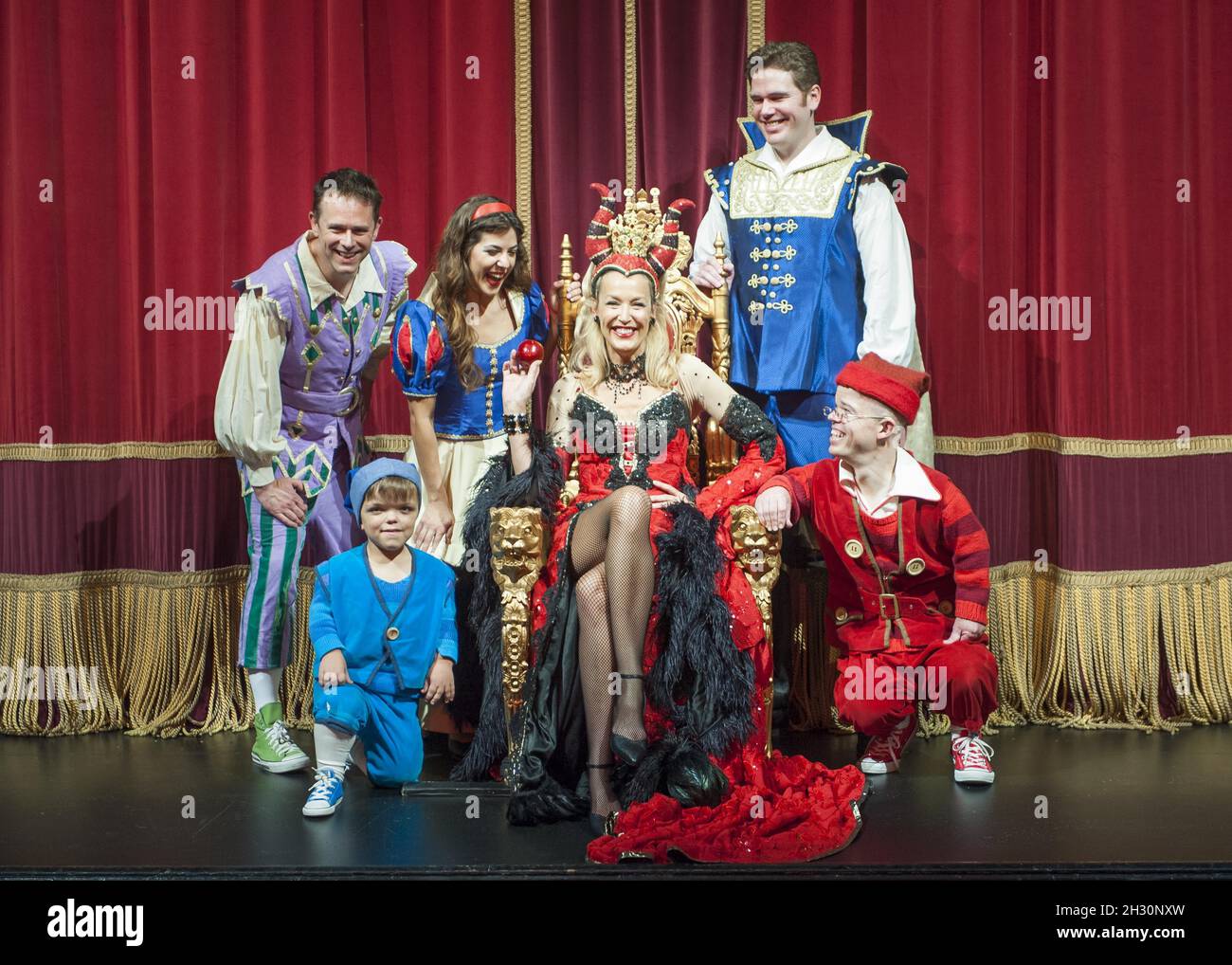 Jerry Hall (Wicked Queen), Chris Jarvis (Muddles) Aimie Atkinson(Snow ...