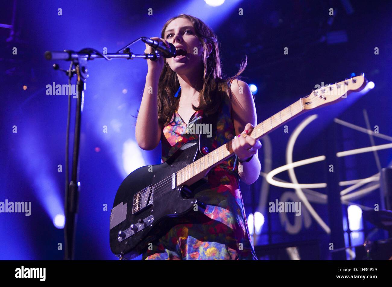 Ellie rowsell concert hi-res stock photography and images - Alamy