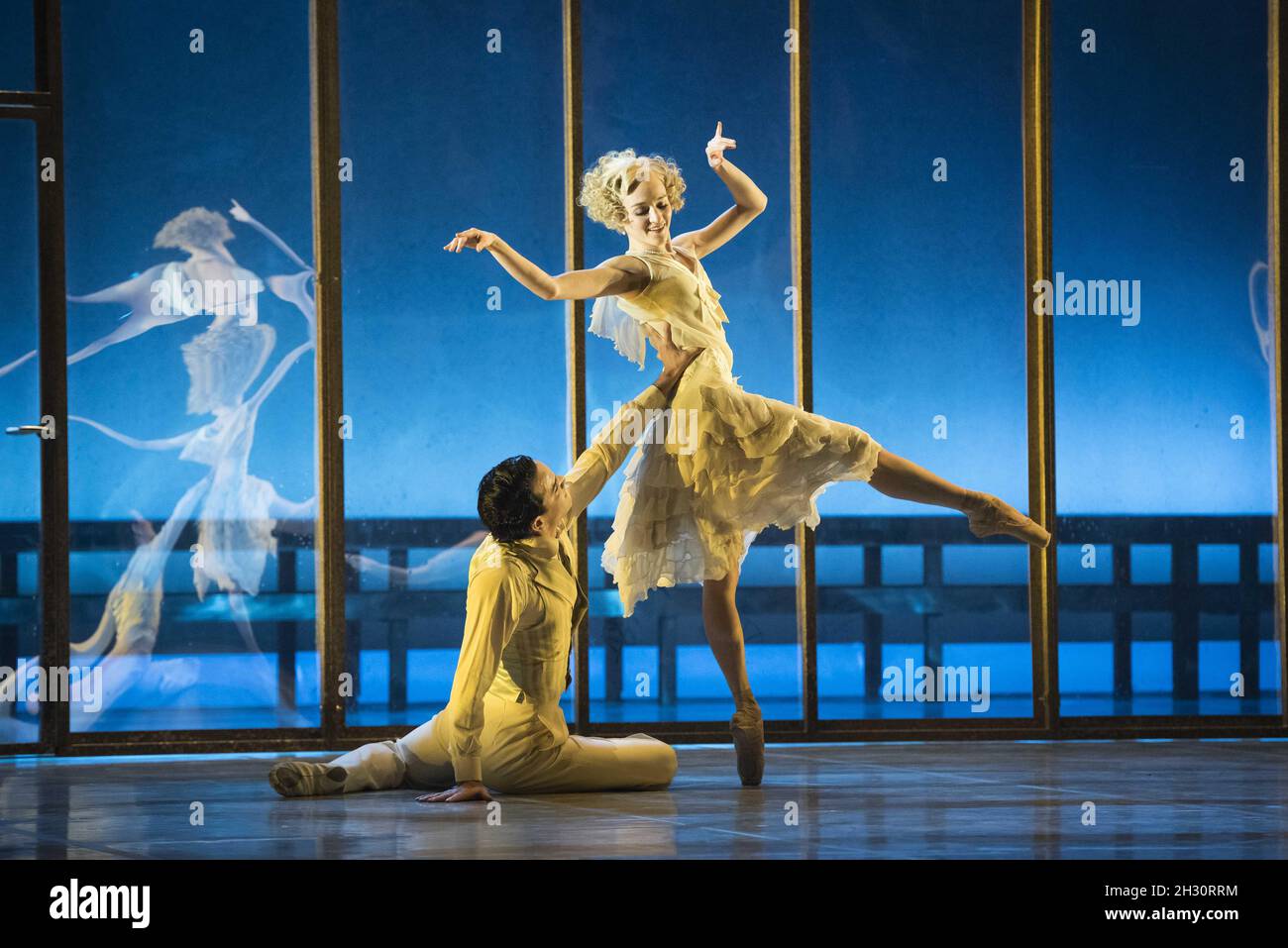 Northern Ballet dancers Dreda Blow and Javier Torres rehearse The Great ...
