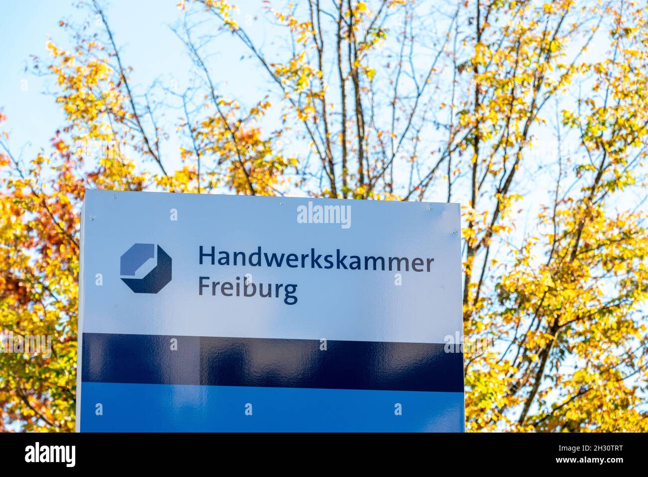 Chamber of commerce logo hi-res stock photography and images - Alamy