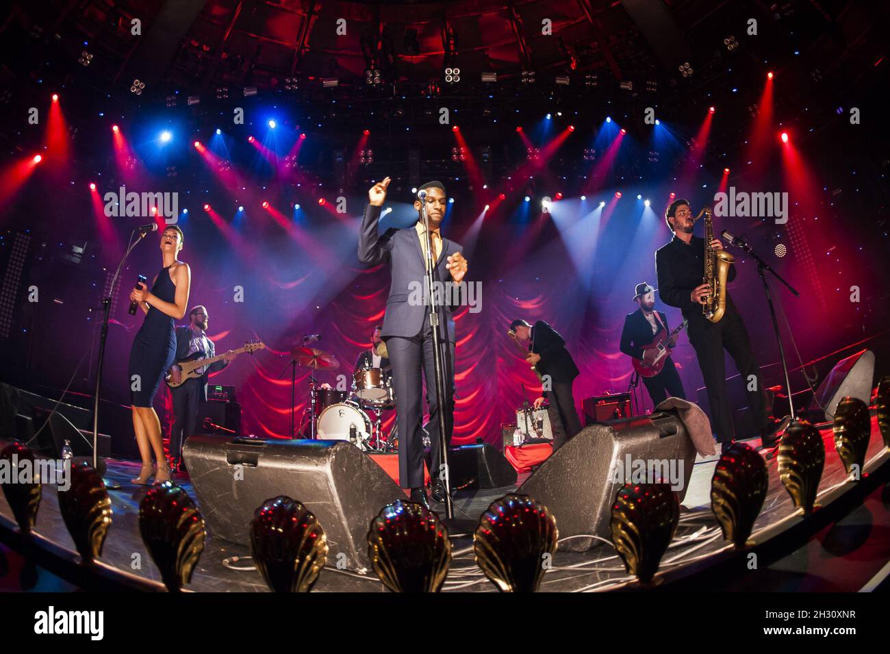 Leon Bridges performs live on stage as part of the Apple Music Festival ...