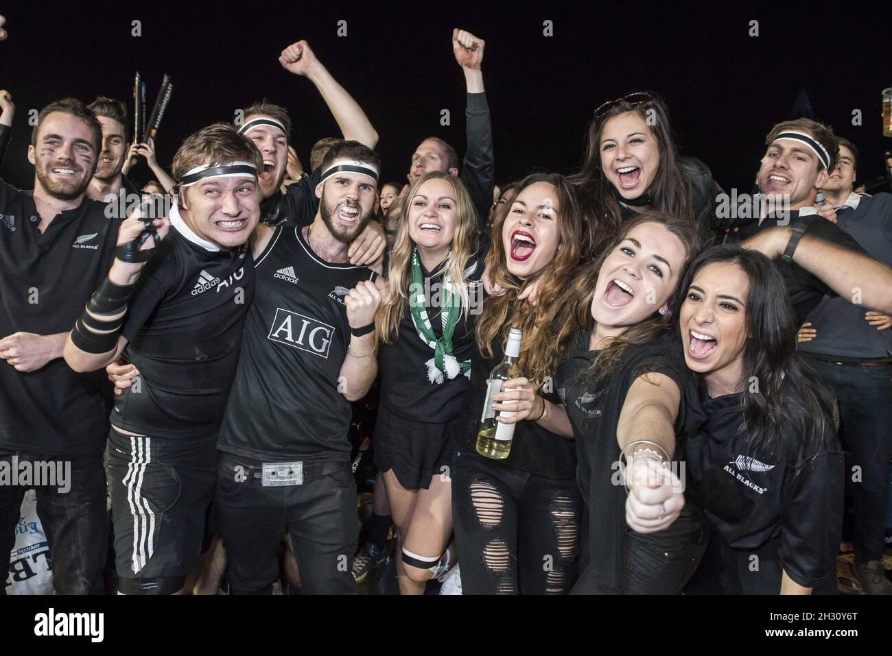 New Zealand Rugby Fans Celebrate winning the Rugby World Cup 2015, at ...