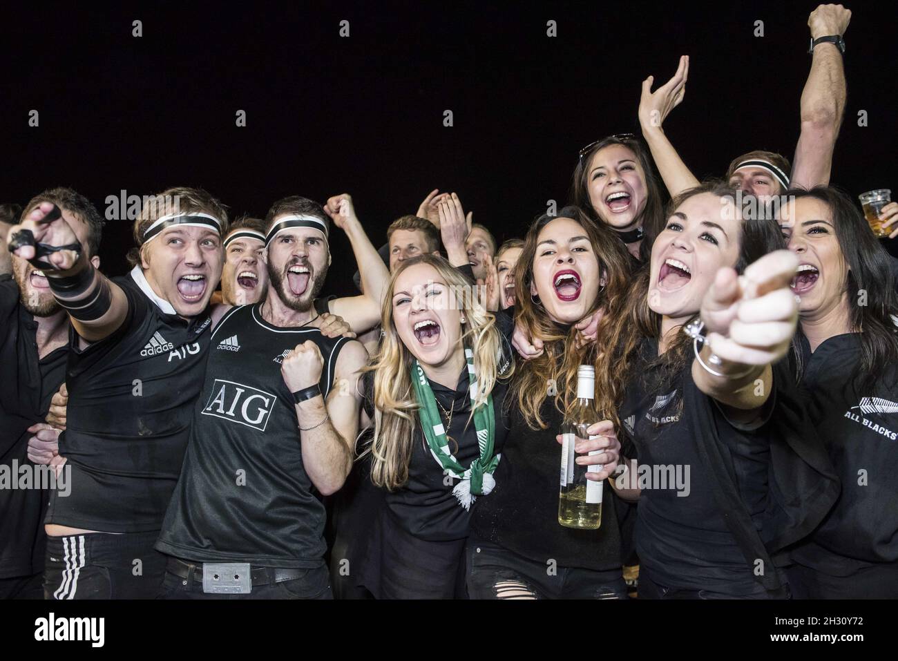 New Zealand Rugby Fans Celebrate winning the Rugby World Cup 2015, at ...