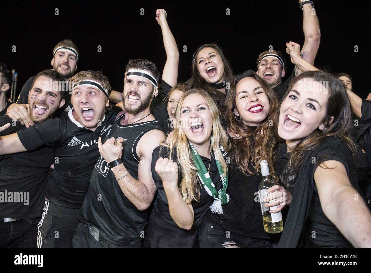 New Zealand Rugby Fans Celebrate winning the Rugby World Cup 2015, at ...