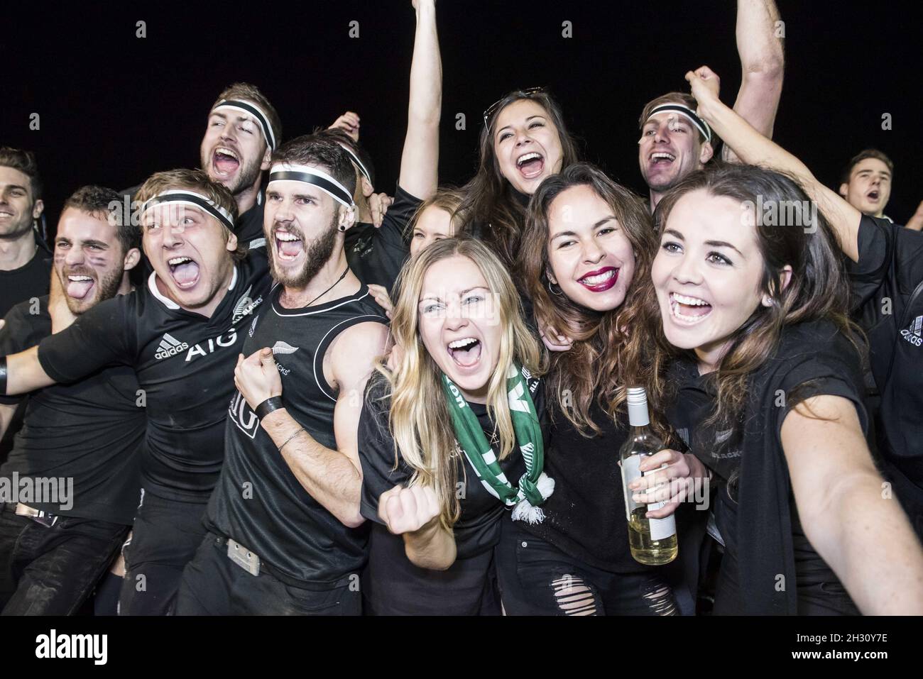New Zealand Rugby Fans Celebrate winning the Rugby World Cup 2015, at ...