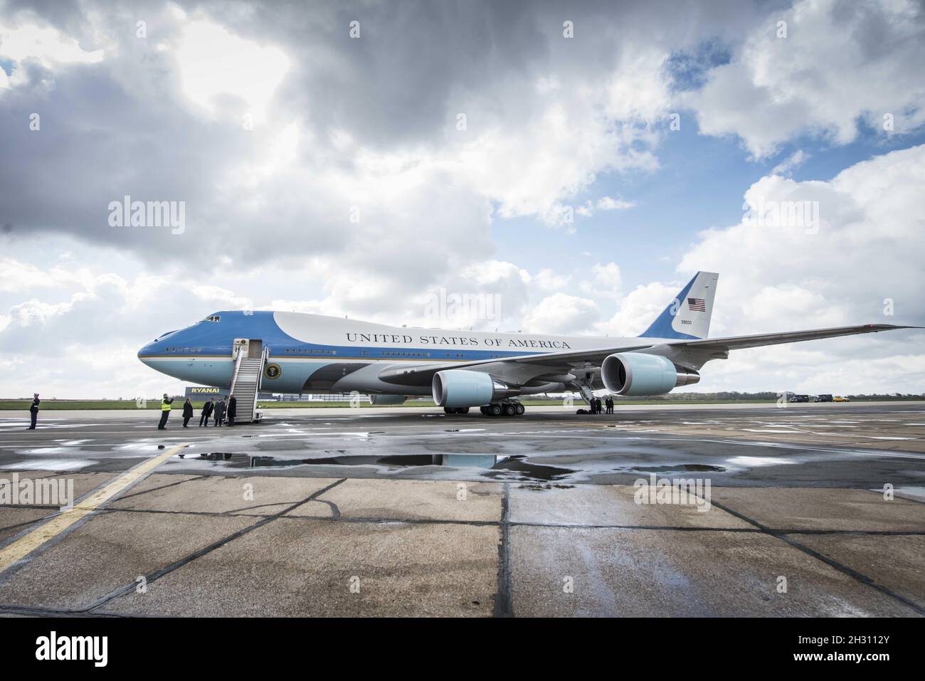 General view of Air Force One, at the Harrods Aviation Terminal ...
