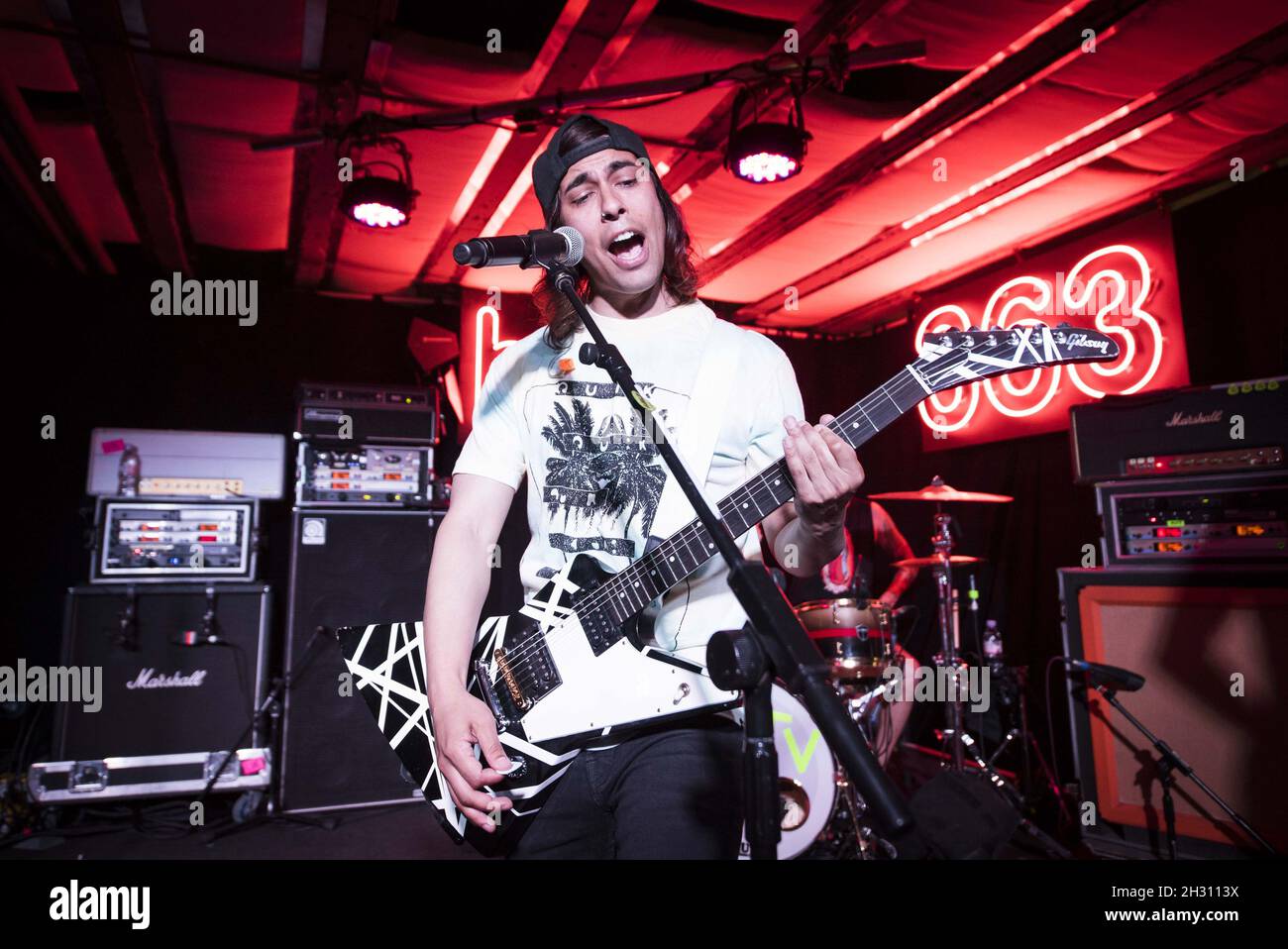 Vic fuentes hi-res stock photography and images - Alamy