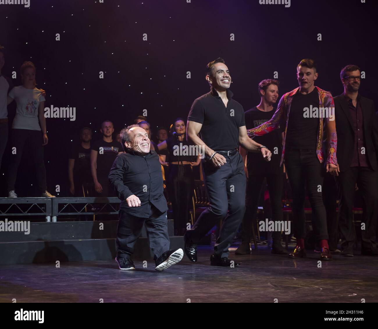 David bedella hi-res stock photography and images - Alamy