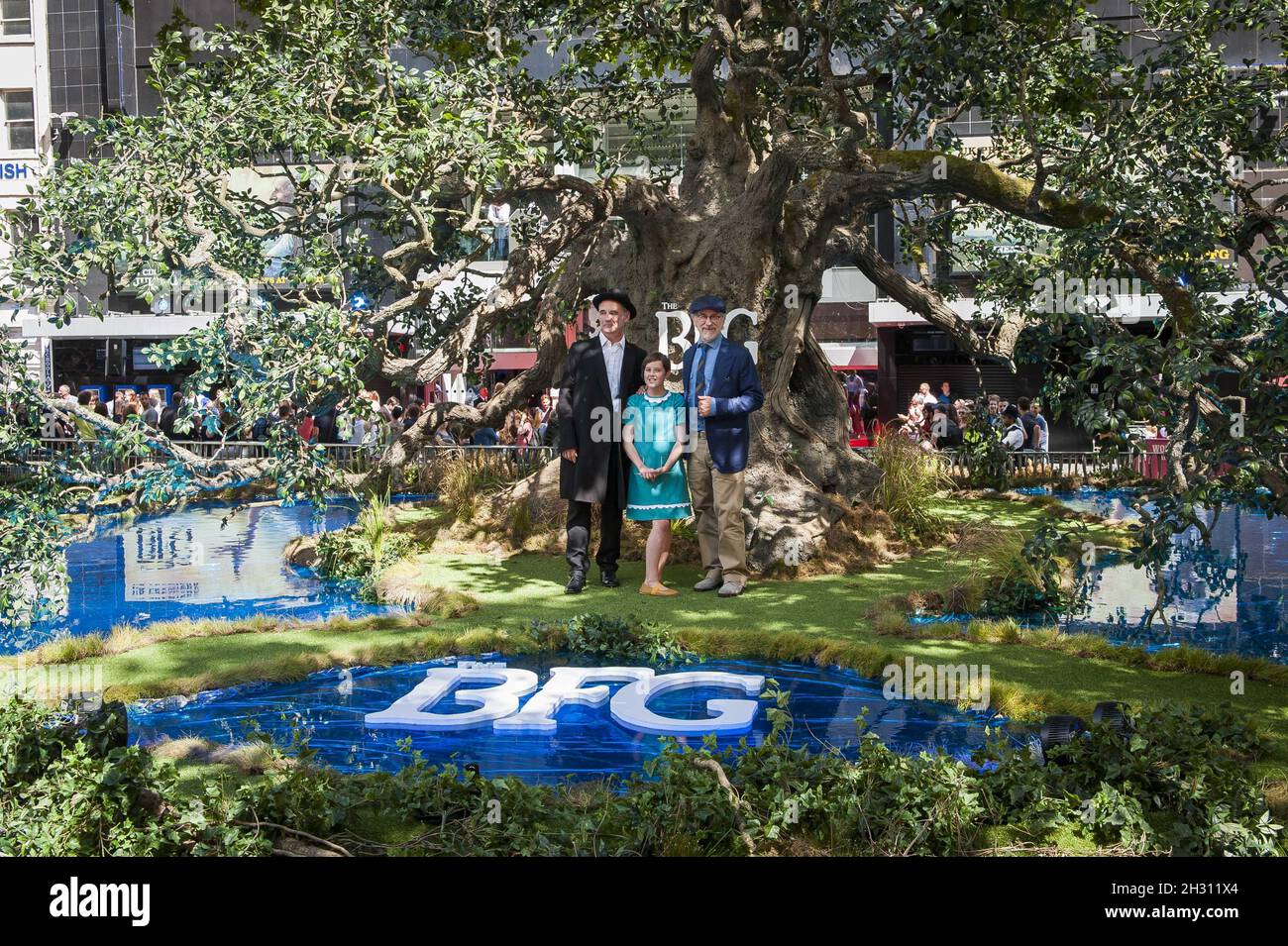 Mark Rylance, Ruby Barnhill and Steven Spielberg attend The BFG UK ...