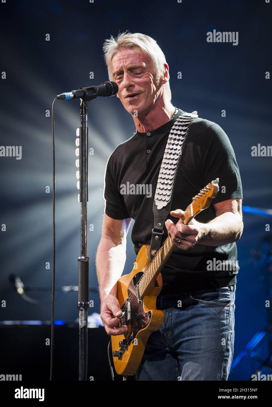 Paul Weller performs on stage for the Teenage Cancer Trust annual ...