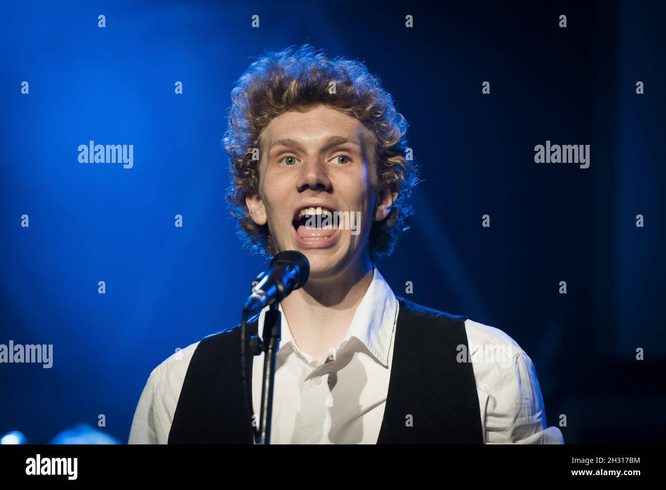 Charles blyth art garfunkel hi-res stock photography and images - Alamy