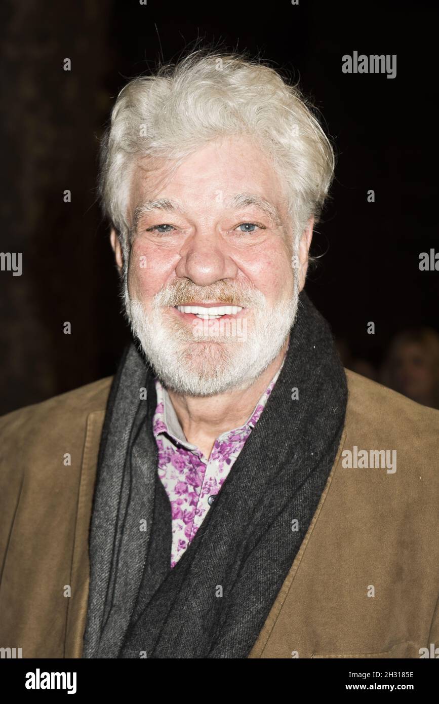 Matthew Kelly attends the Glengarry Glen Ross press night at the ...