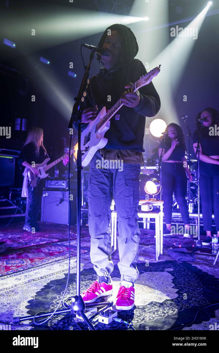 Daniel Caesar performs live on stage at Koko in Camden - London ...