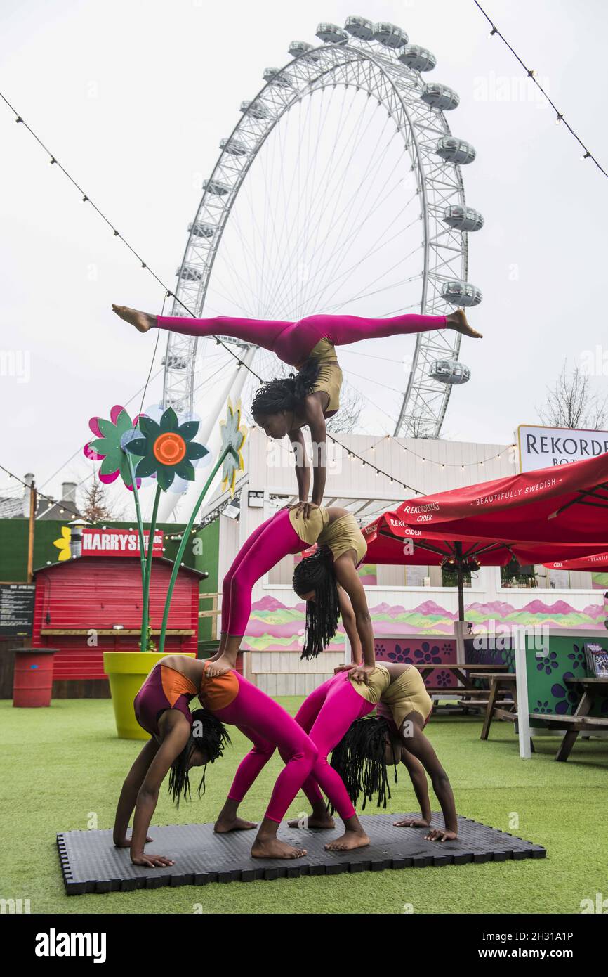 Ethiopian circus performers hi-res stock photography and images - Alamy