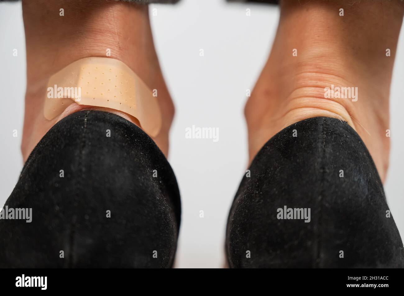 Woman feet care plaster hi-res stock photography and images - Alamy