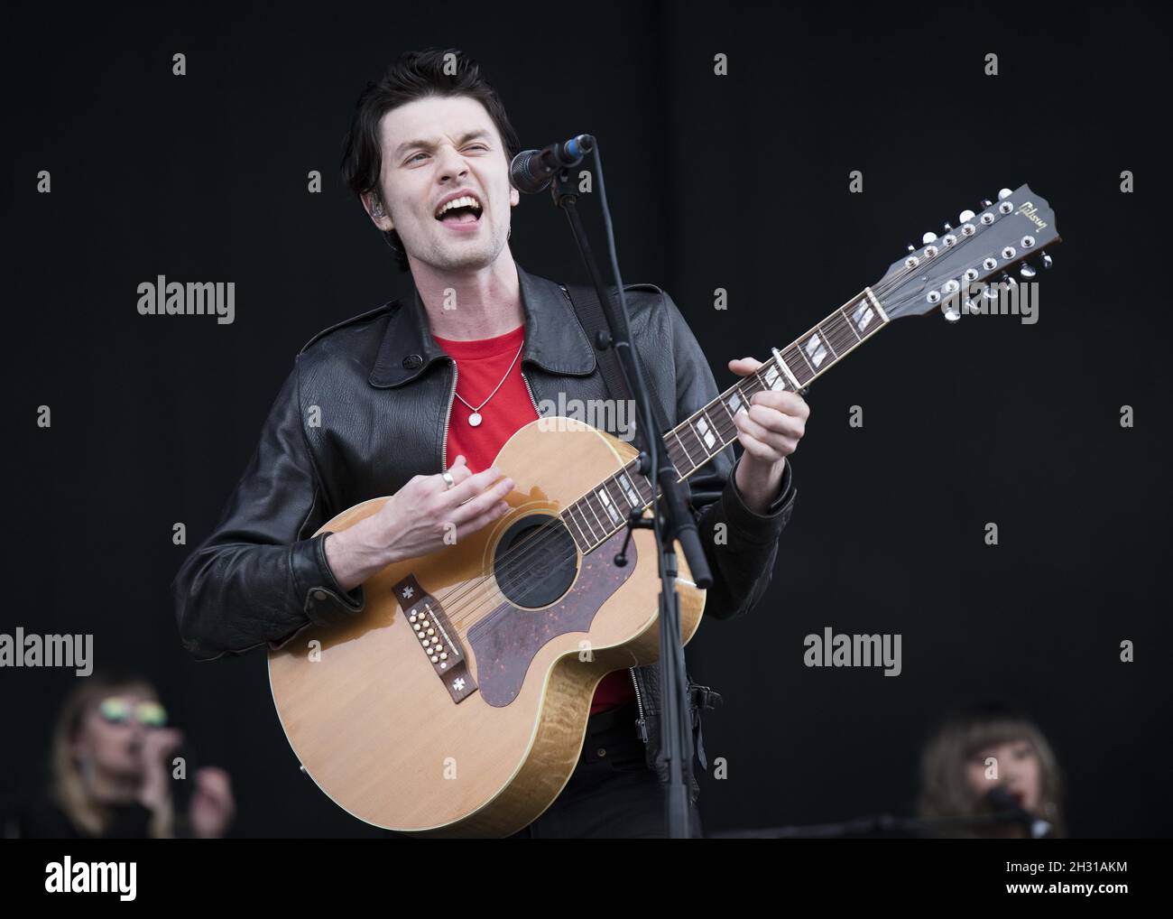 James bay singer 2018 hi-res stock photography and images - Alamy