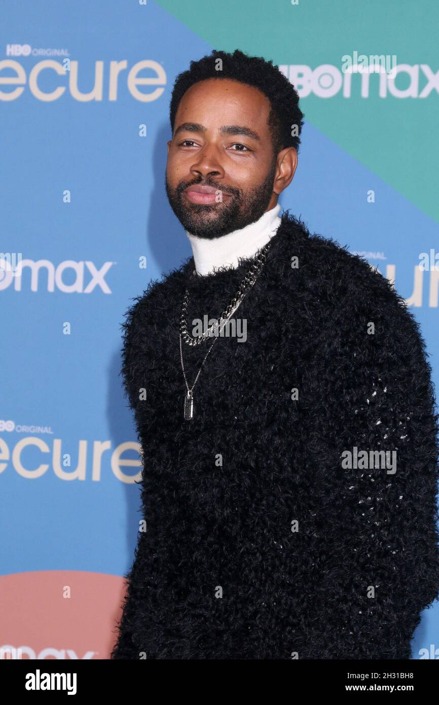 Jay ellis insecure hi-res stock photography and images - Alamy